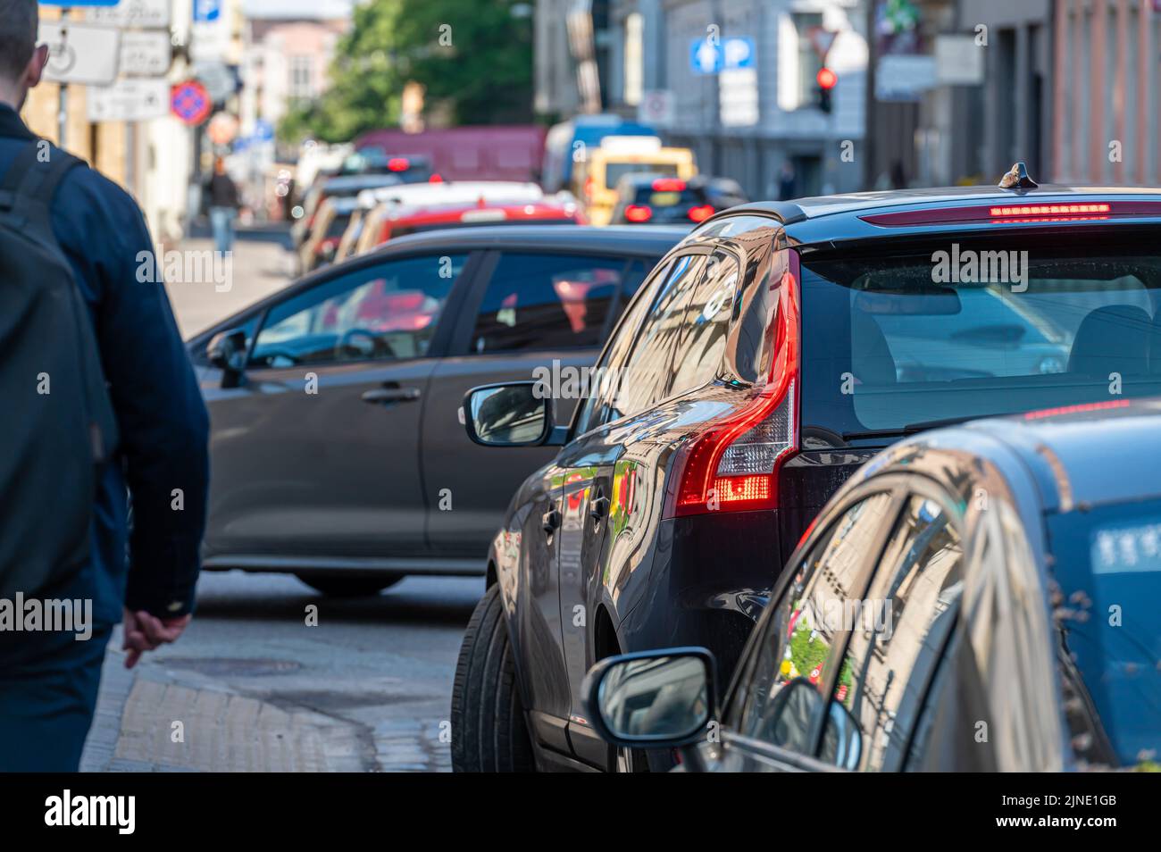 Vehicle queues hi-res stock photography and images - Alamy