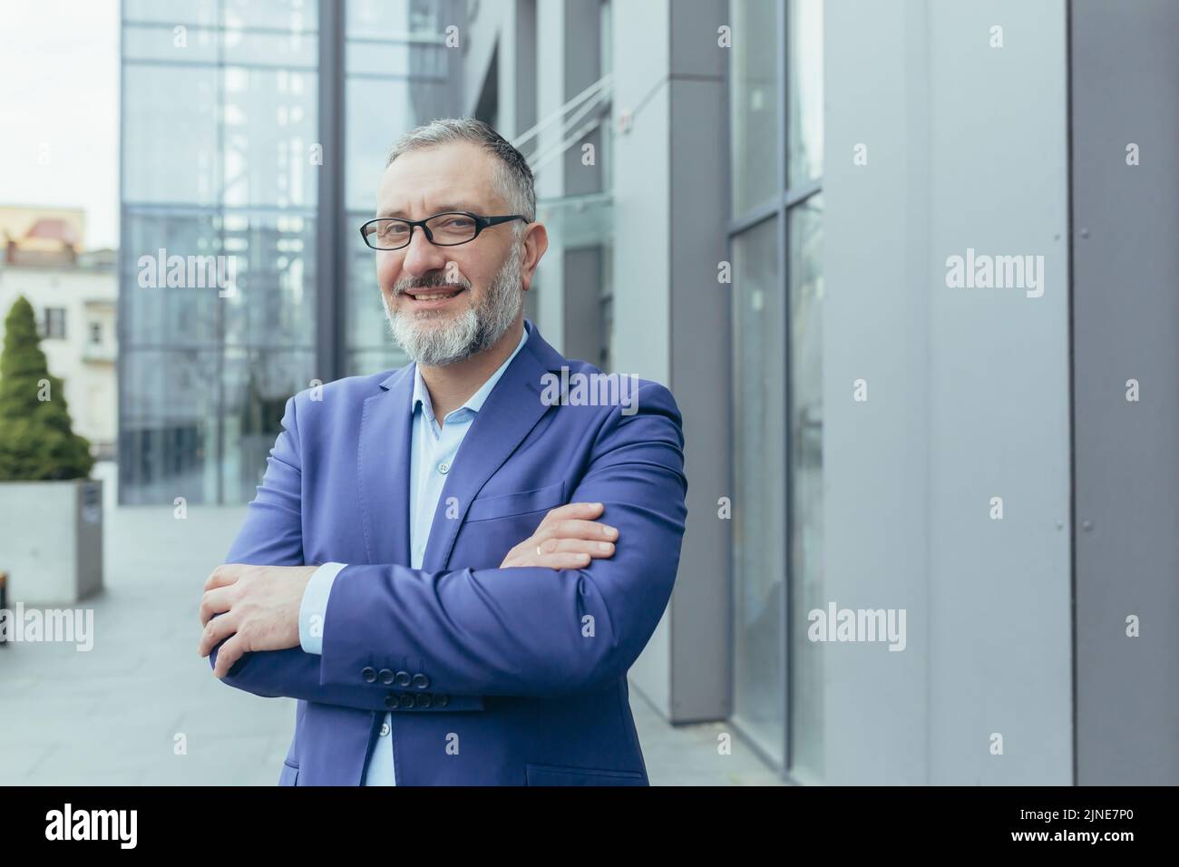 Banker suit hi-res stock photography and images - Alamy