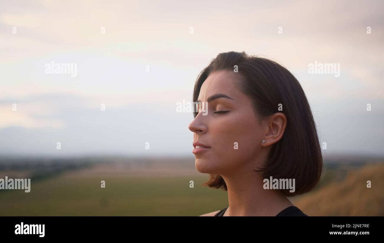 Healthy breathing exercises hi-res stock photography and images - Alamy