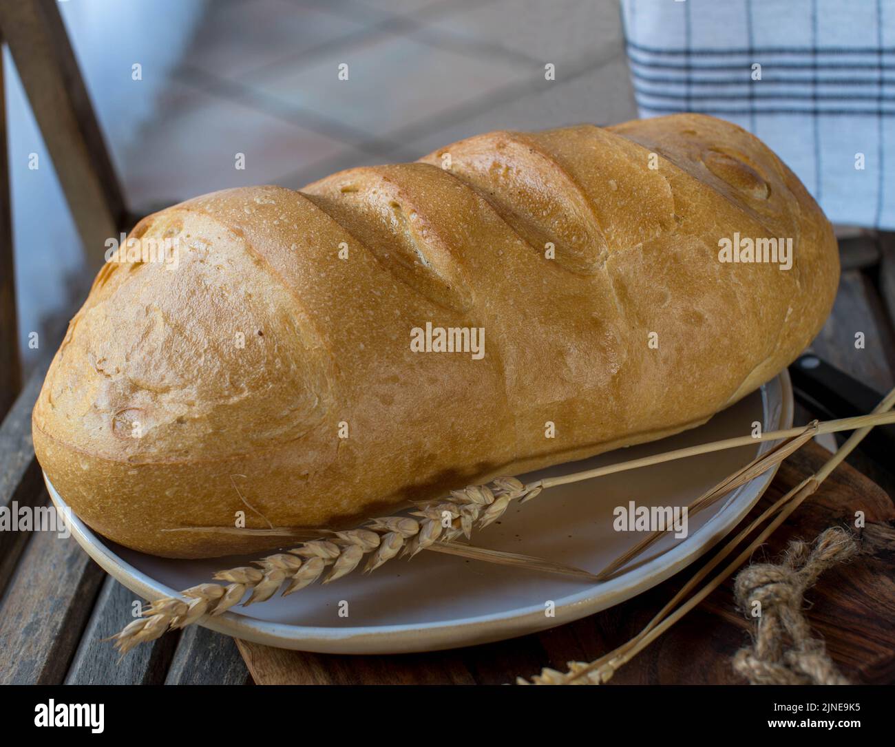 Oval white bread Stock Photo - Alamy