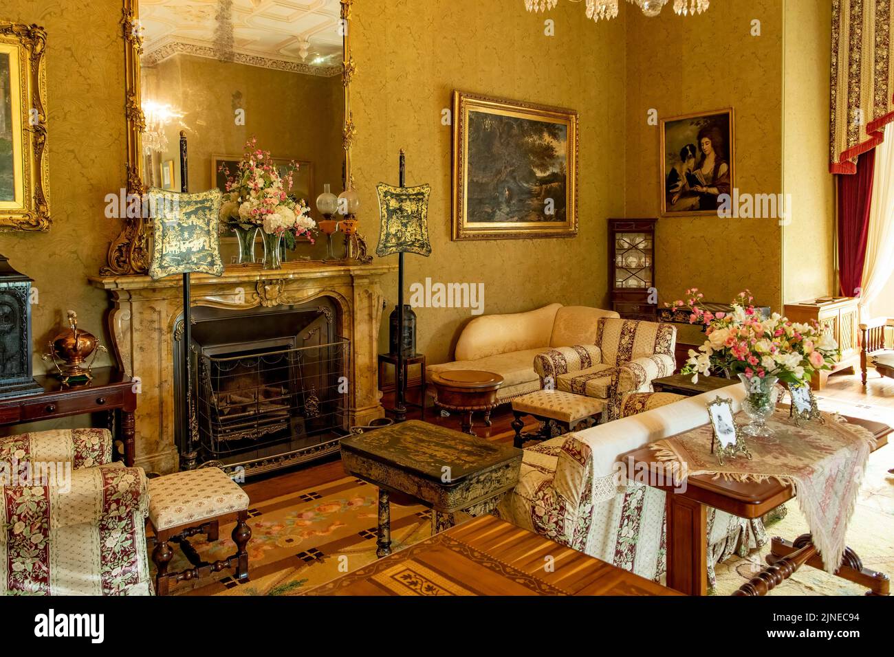 Muckross house interior hi-res stock photography and images - Alamy