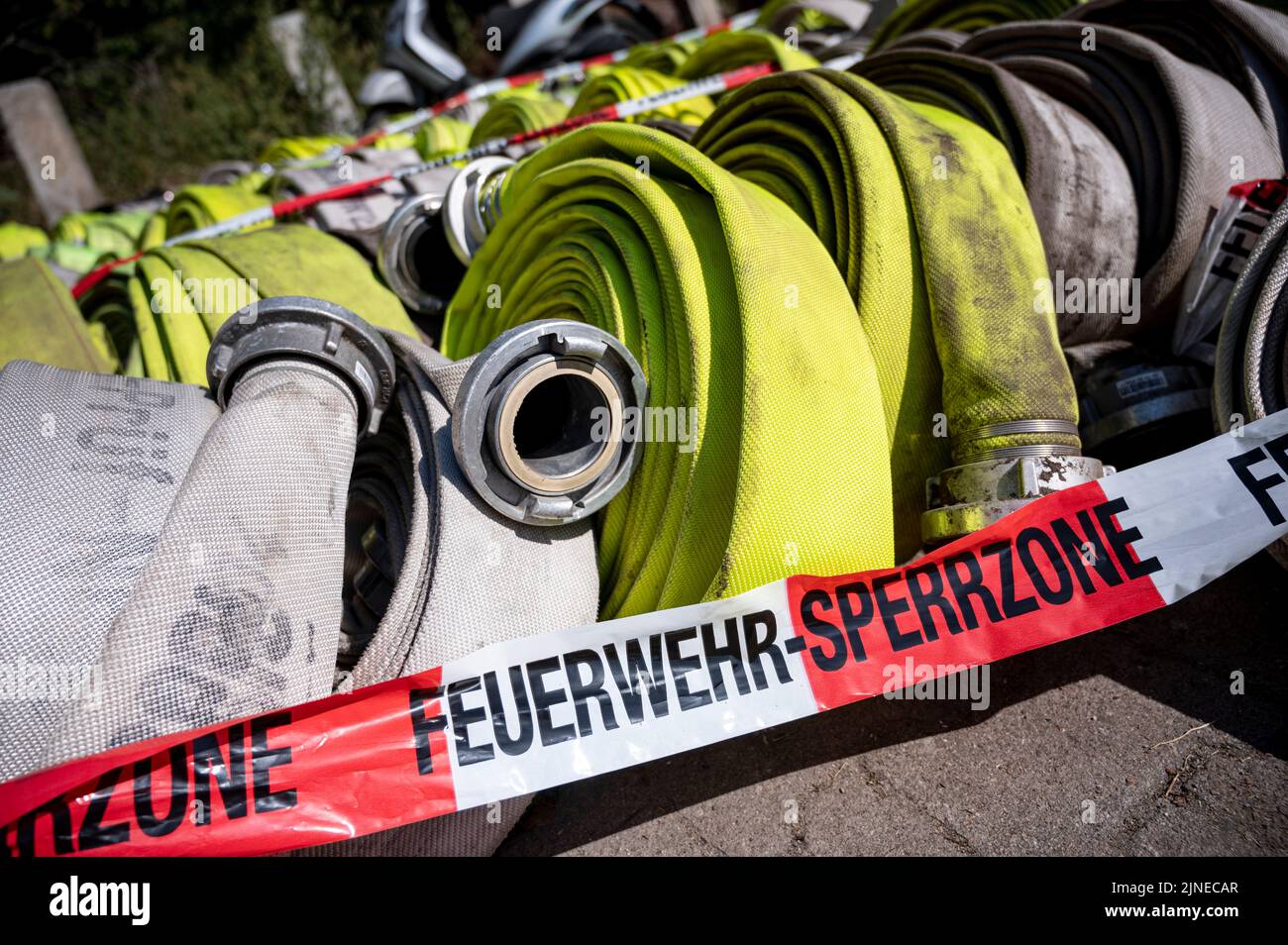 Police banderole hi-res stock photography and images - Alamy