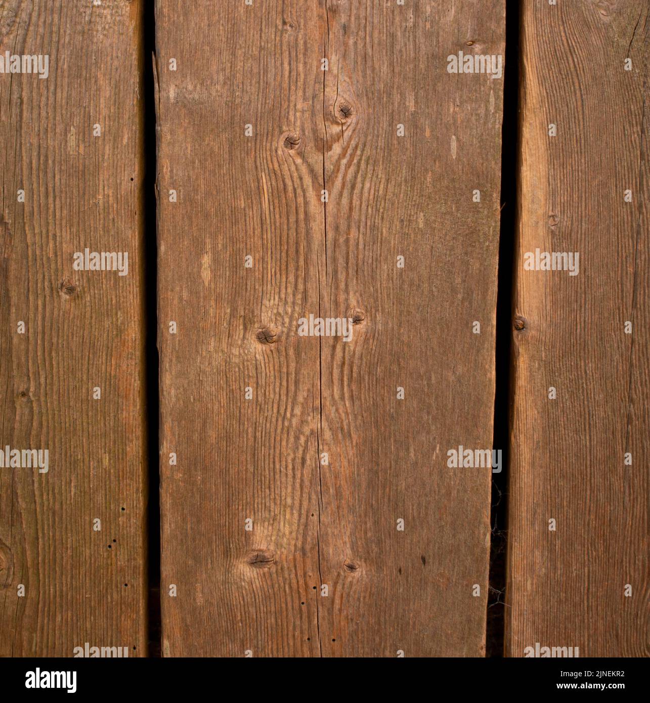 Face pareidolia on a plank of wood Stock Photo - Alamy