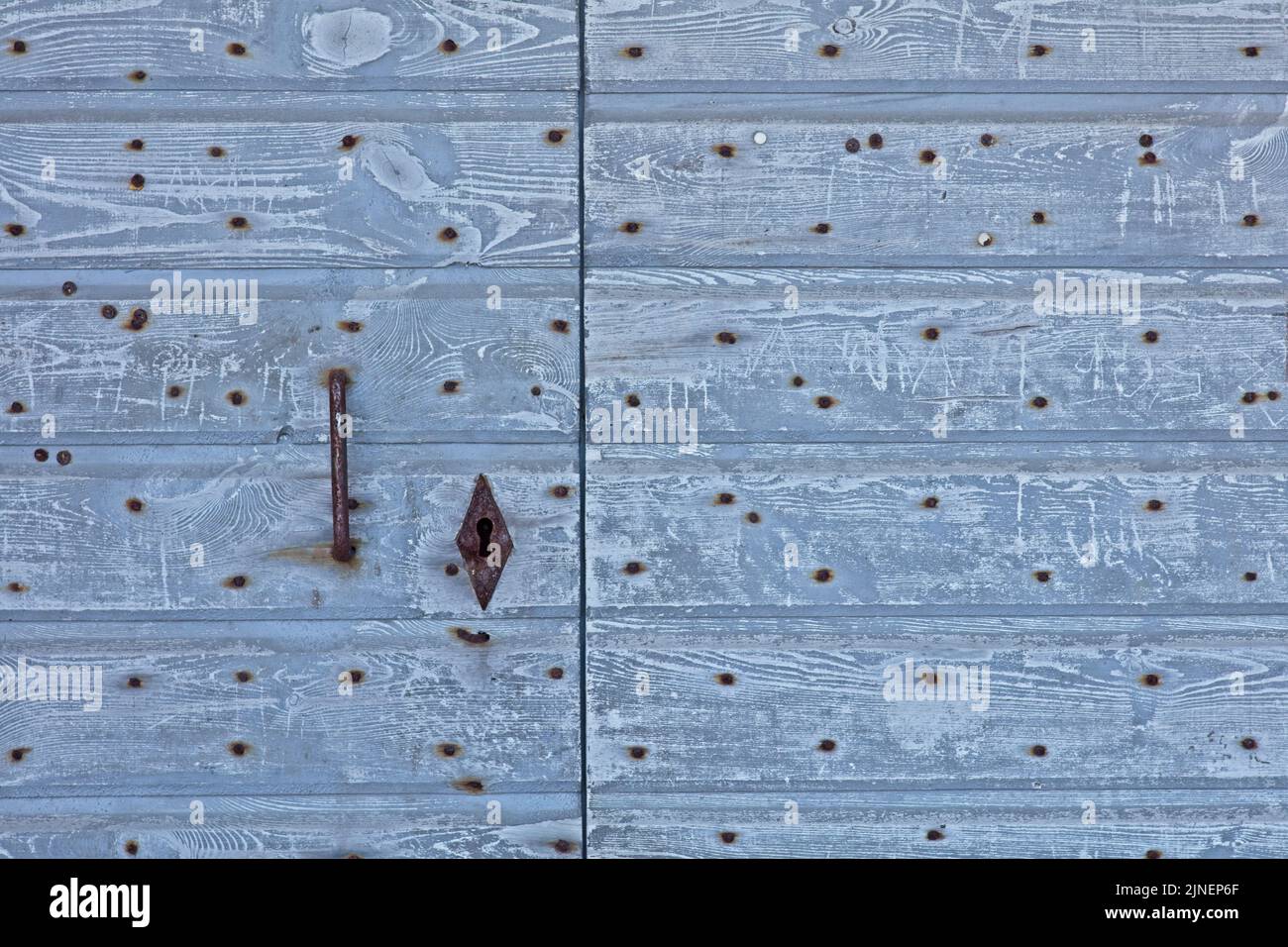 Keyhole on a wooden door Stock Photo - Alamy