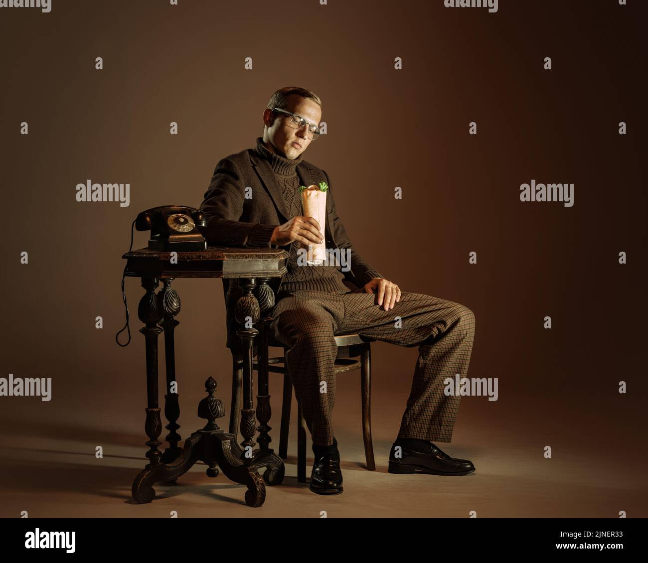 Retro style portrait of young man, writer and traveler wearing vintage ...