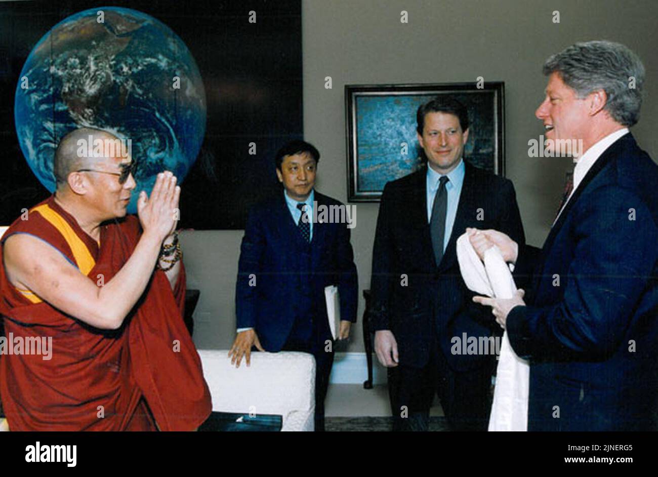 The Dalai Lama, Lodi Gyari, Al Gore and Bill Clinton in the Office of ...