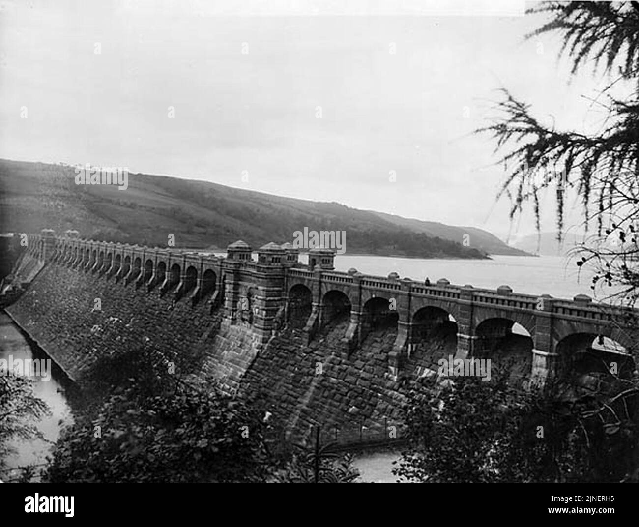 The dam, Llanwddyn Stock Photo - Alamy