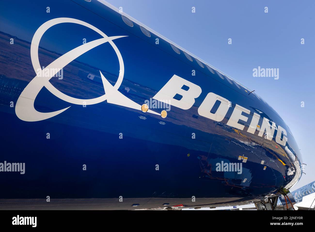 Boeing logo hi-res stock photography and images - Alamy