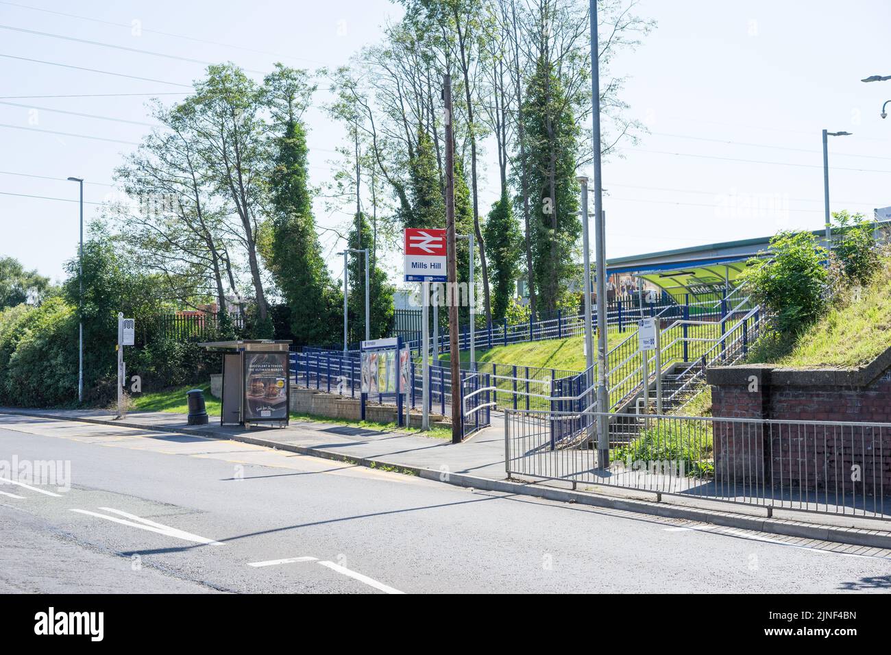 Mills Hill Railway Station, Chadderton Middleton Border,Greater ...