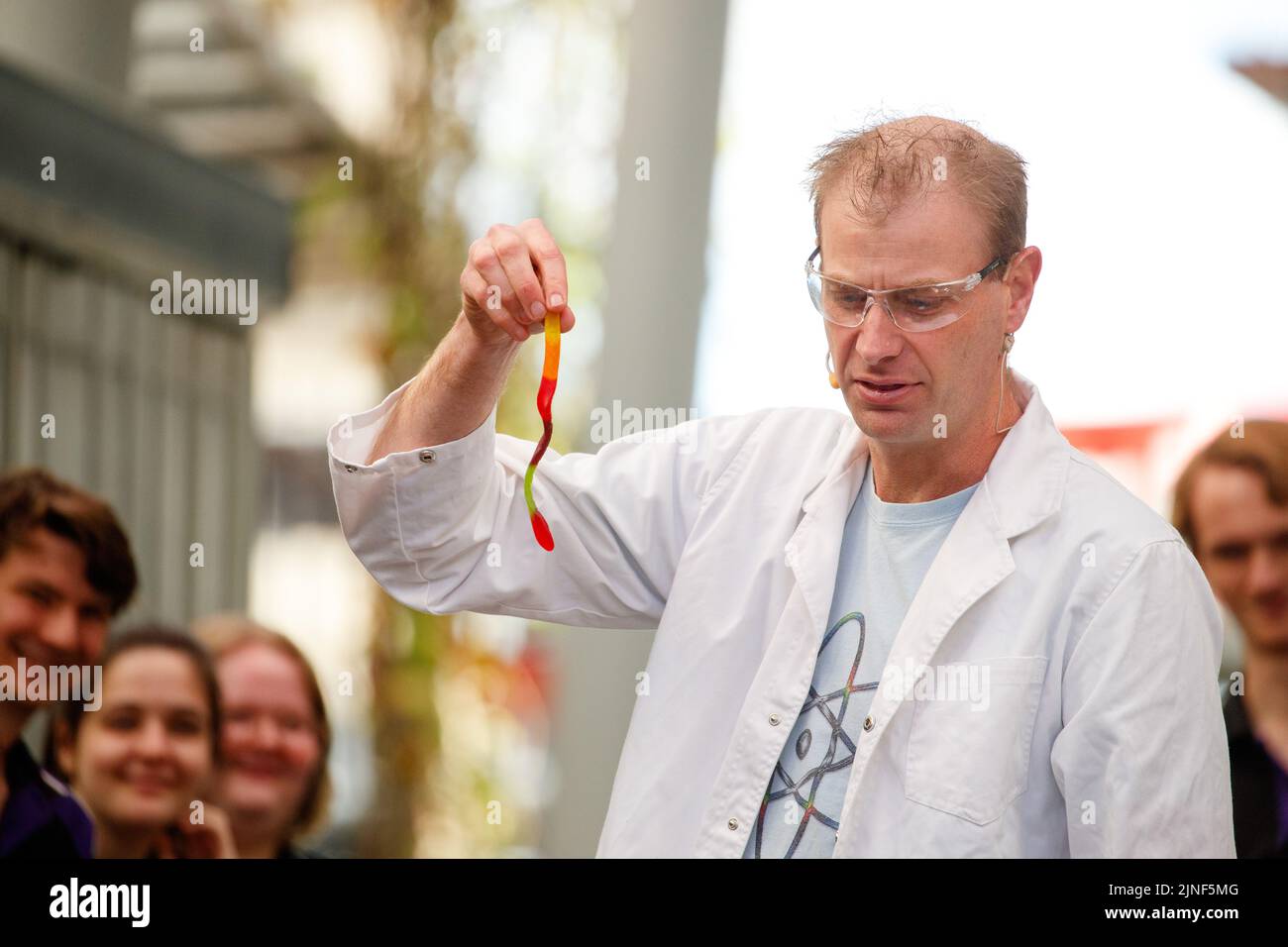 Brisbane, Australia. 11th Aug, 2022. Dr Rob Bell performs live ...
