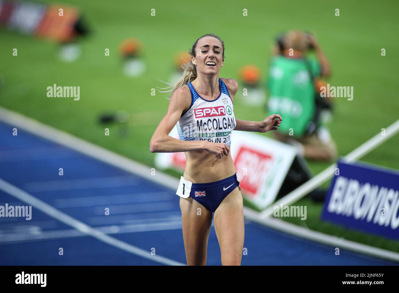 Eilish Mccolgan running 5000 meters at the European Athletics ...