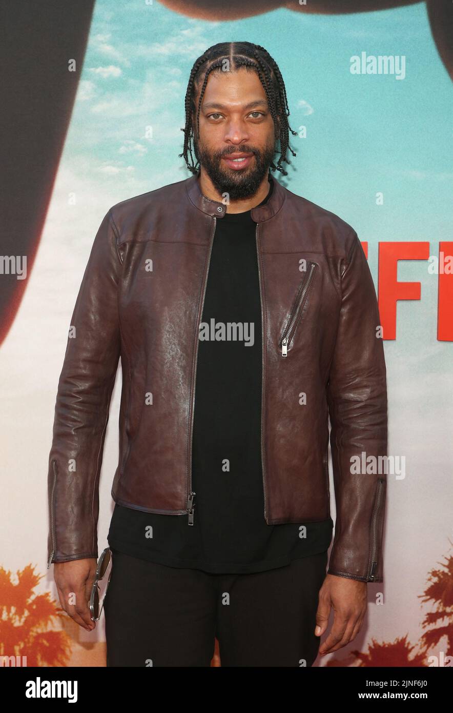 Los Angeles, Ca. 10th Aug, 2022. DeRay Davis, at the world premiere of ...