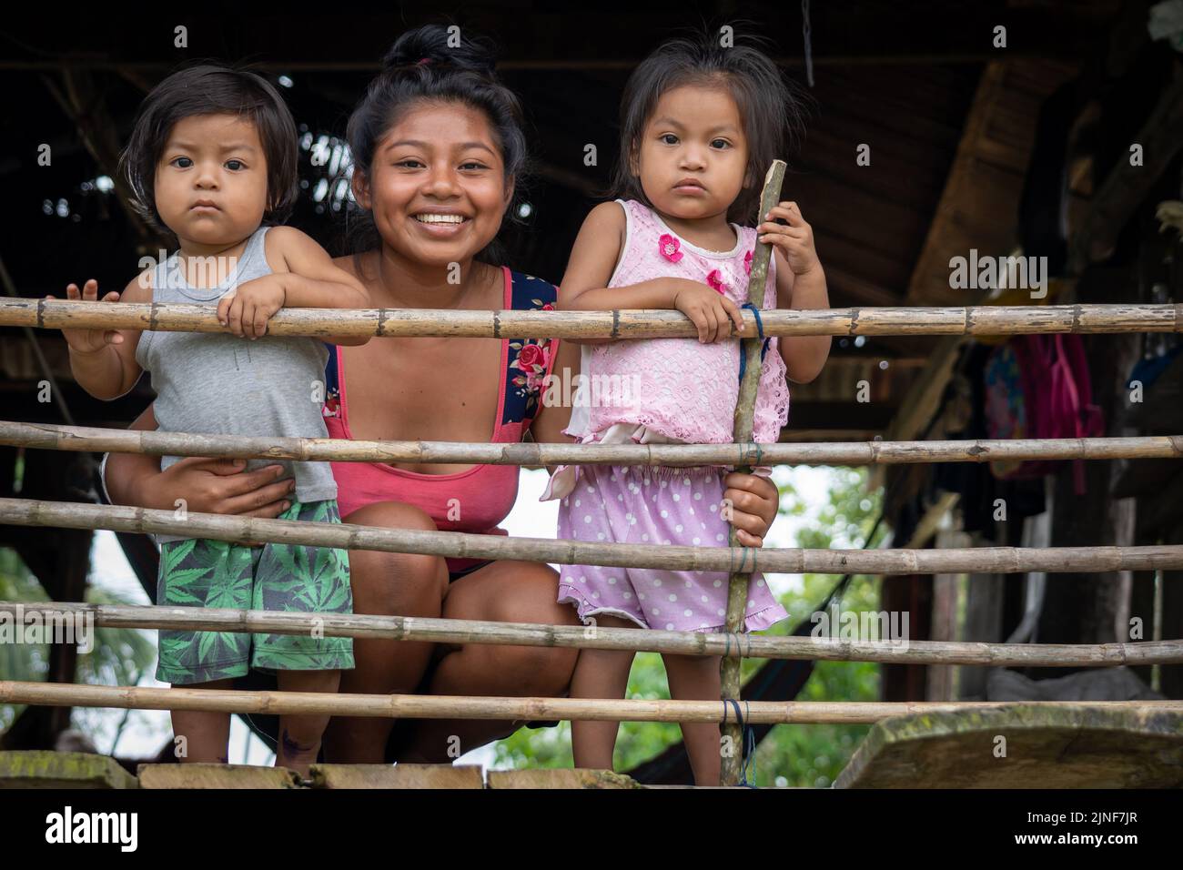 Peruvian river people hi-res stock photography and images - Alamy