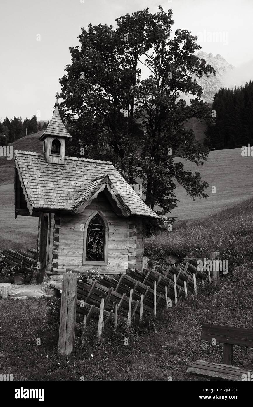 Alpine chapel hi-res stock photography and images - Alamy