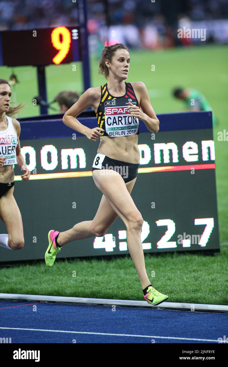 Louise Carton running 5000 meters at the European Athletics ...