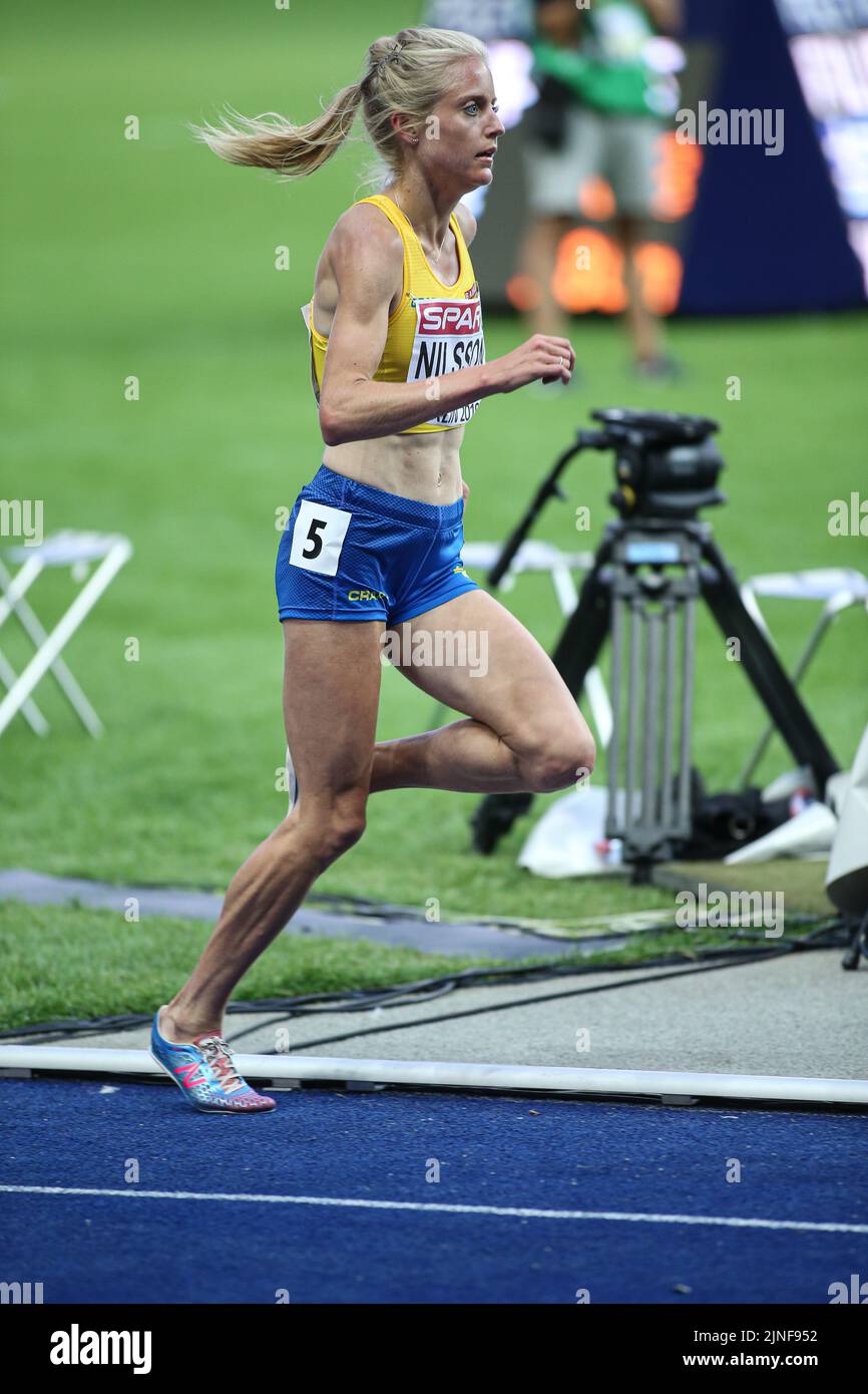 Linn Nilsson running 5000 meters at the European Athletics ...