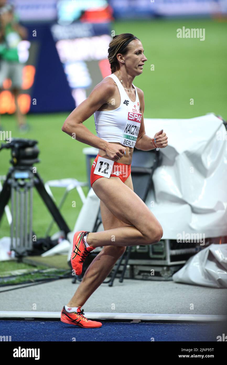 Paulina Kaczynska running 5000 meters at the European Athletics ...
