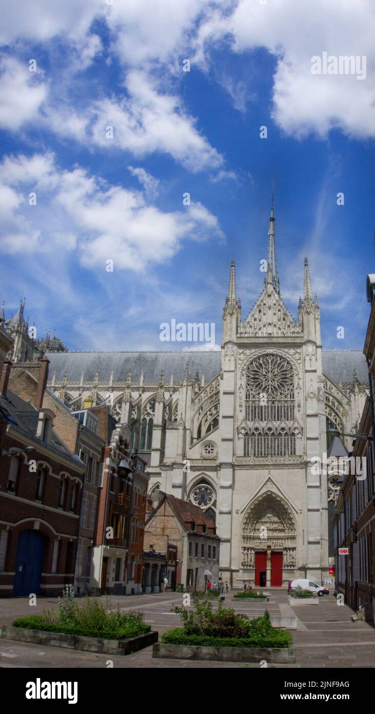 Amiens architecture hi-res stock photography and images - Alamy