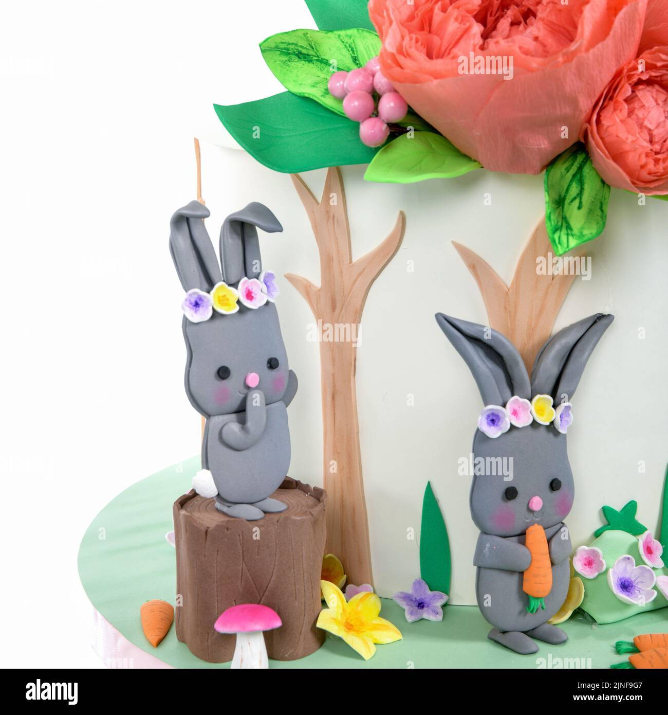 Wafer paper flowers hi-res stock photography and images - Alamy