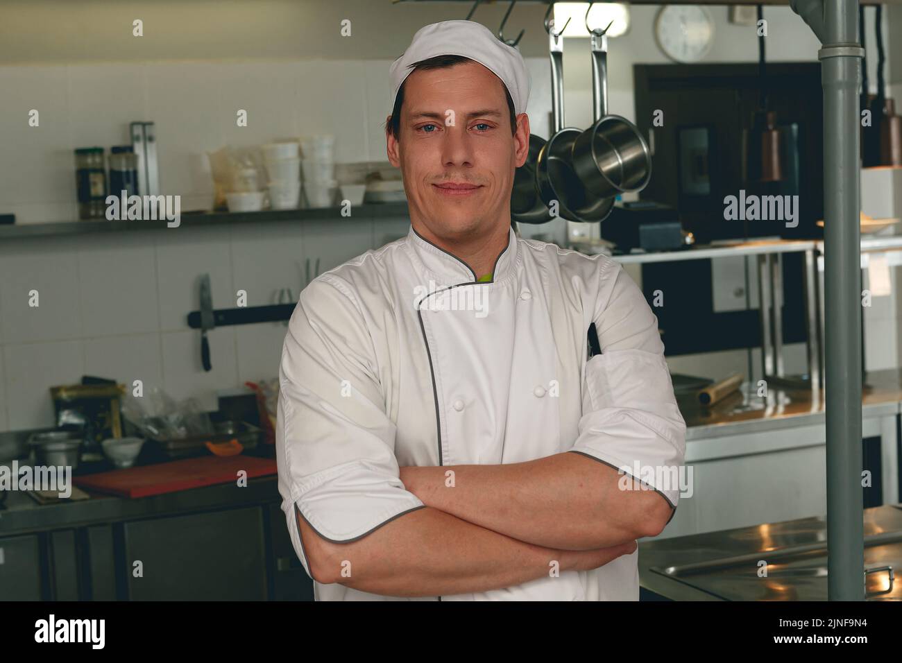 Kitchen staff uniform hi-res stock photography and images - Alamy