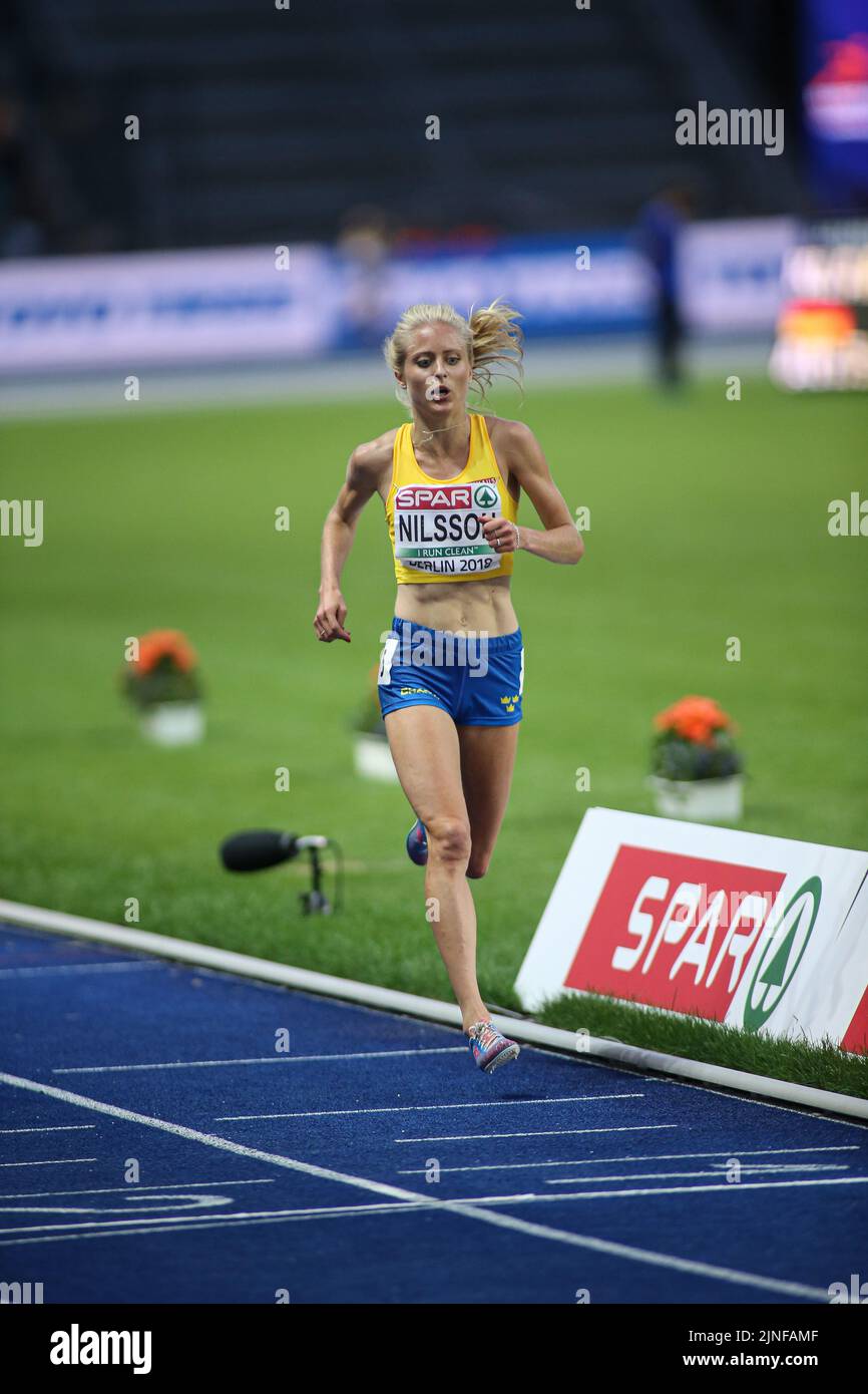 Linn Nilsson running 5000 meters at the European Athletics ...