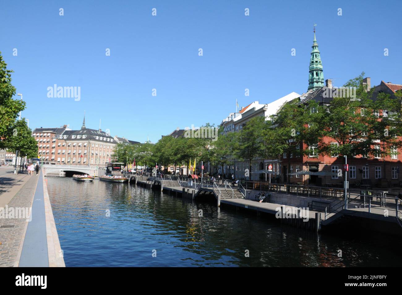 Copenhagen /Denmark/11 August 2022/ Boat rie tourists ready for ...