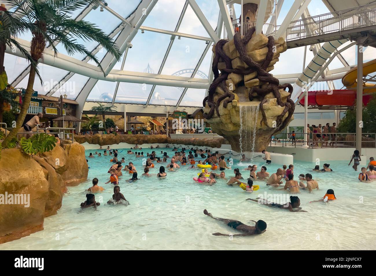 Walibi park belgium hi-res stock photography and images - Alamy