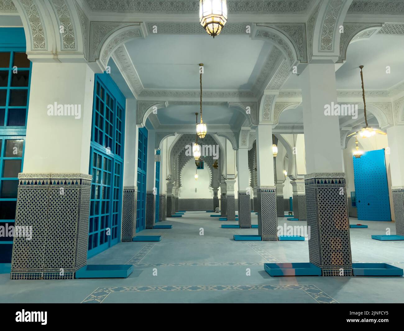 Mohamed v mosque hi-res stock photography and images - Alamy