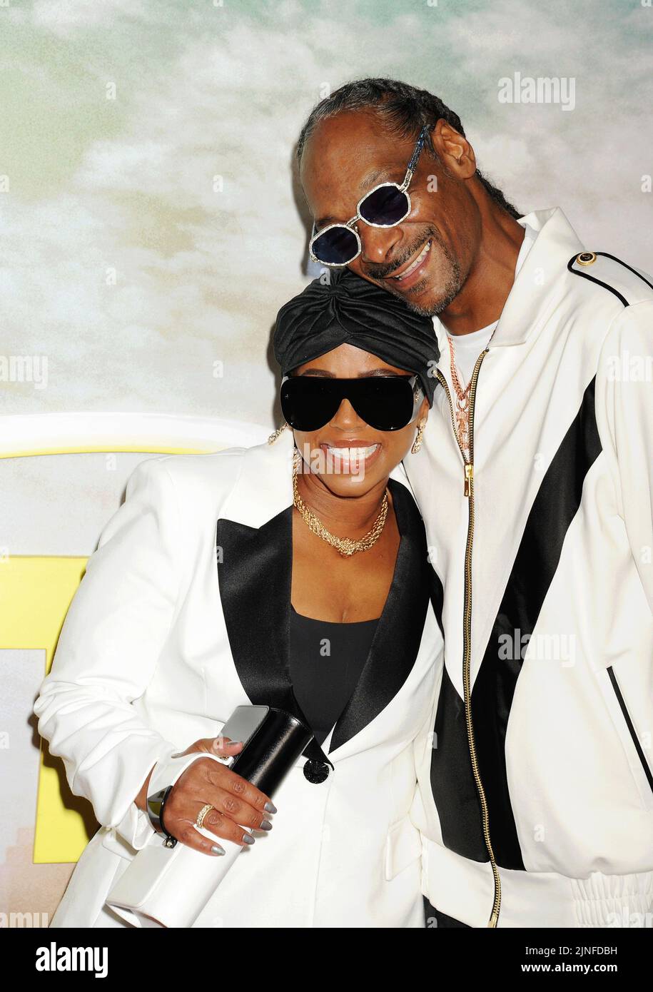 LOS ANGELES, CA - AUGUST 10: (L-R) Shante Monique Broadus and Snoop ...