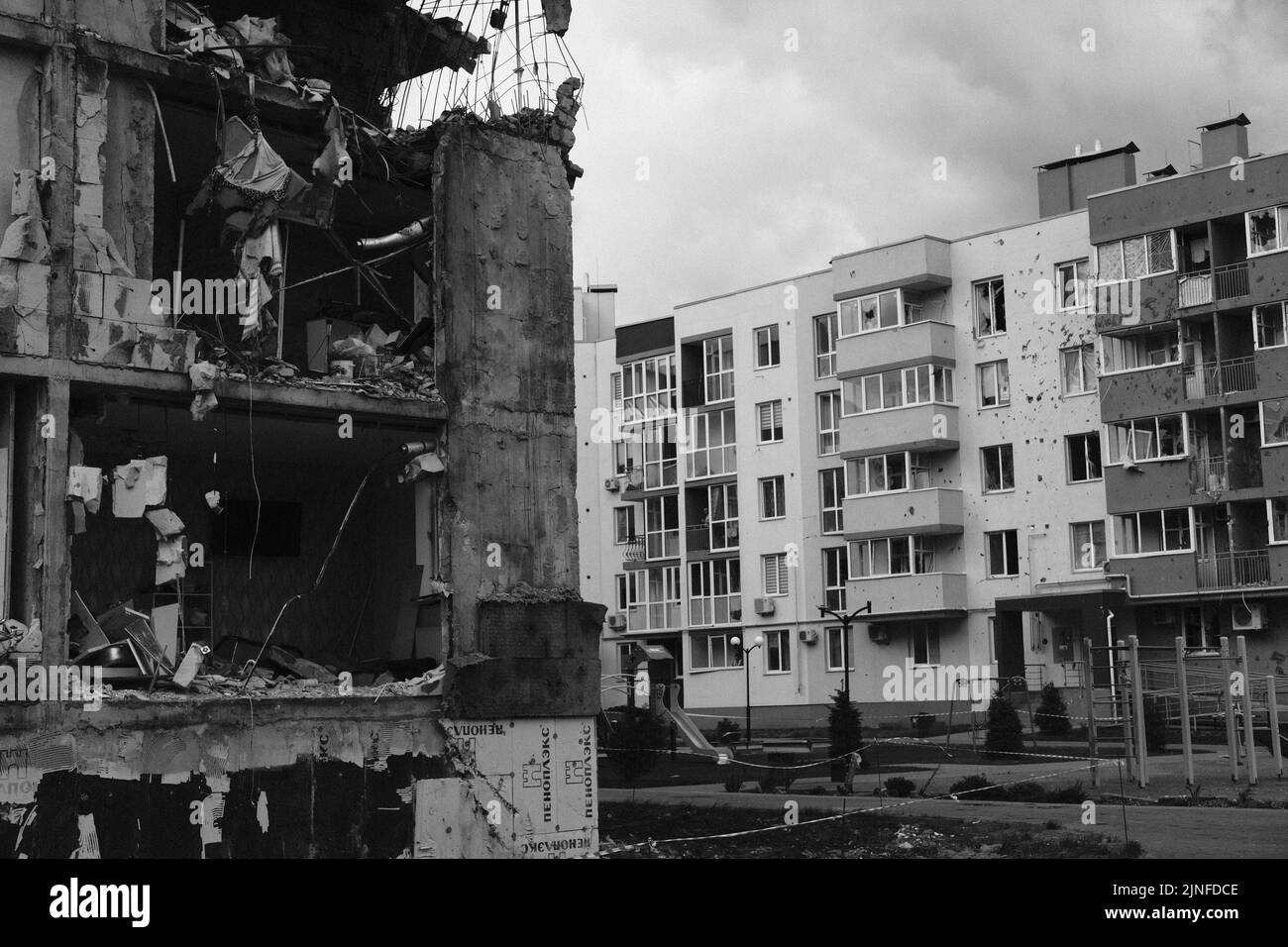 Urban warzone hi-res stock photography and images - Alamy