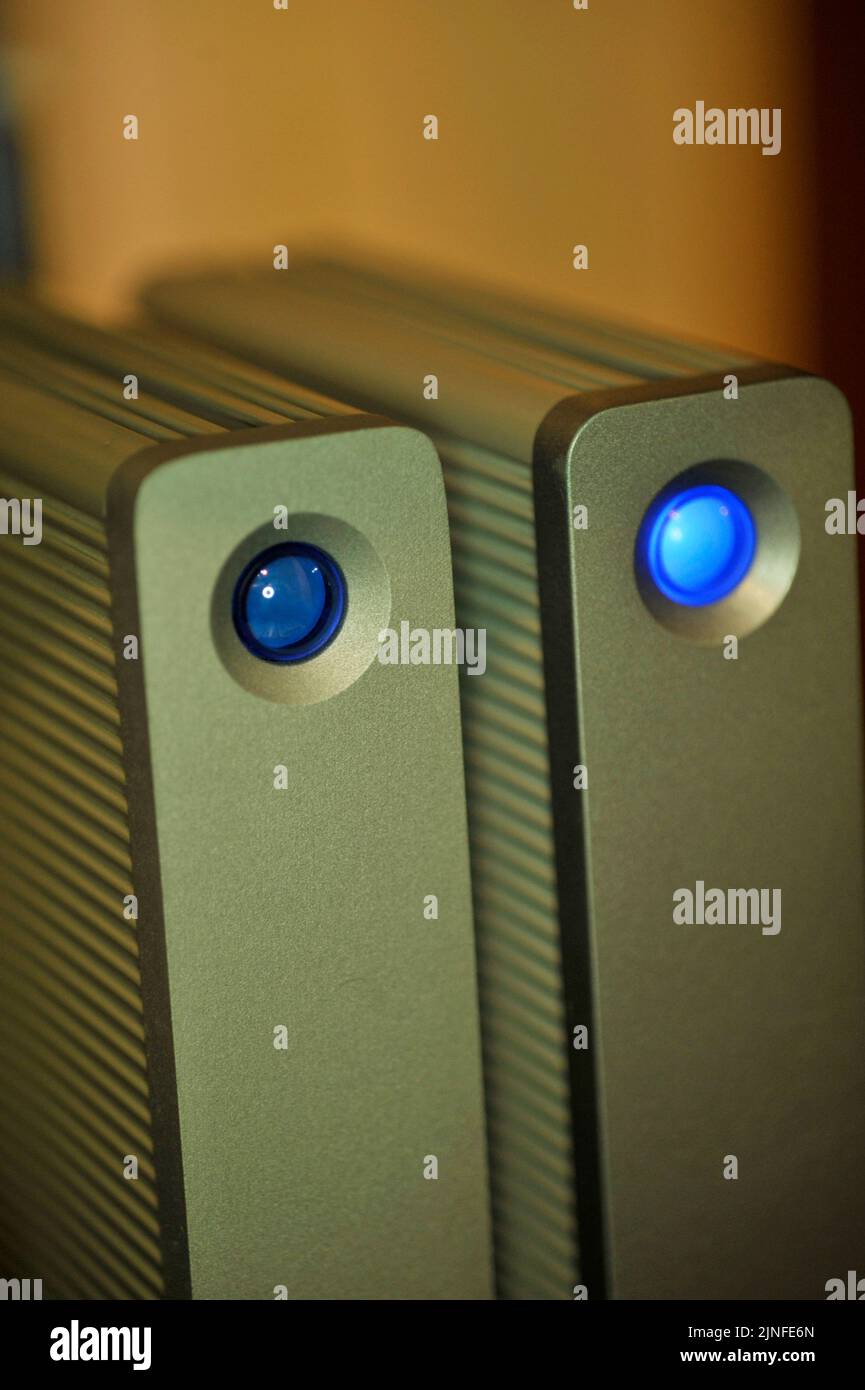 Computer storage device hi-res stock photography and images - Alamy