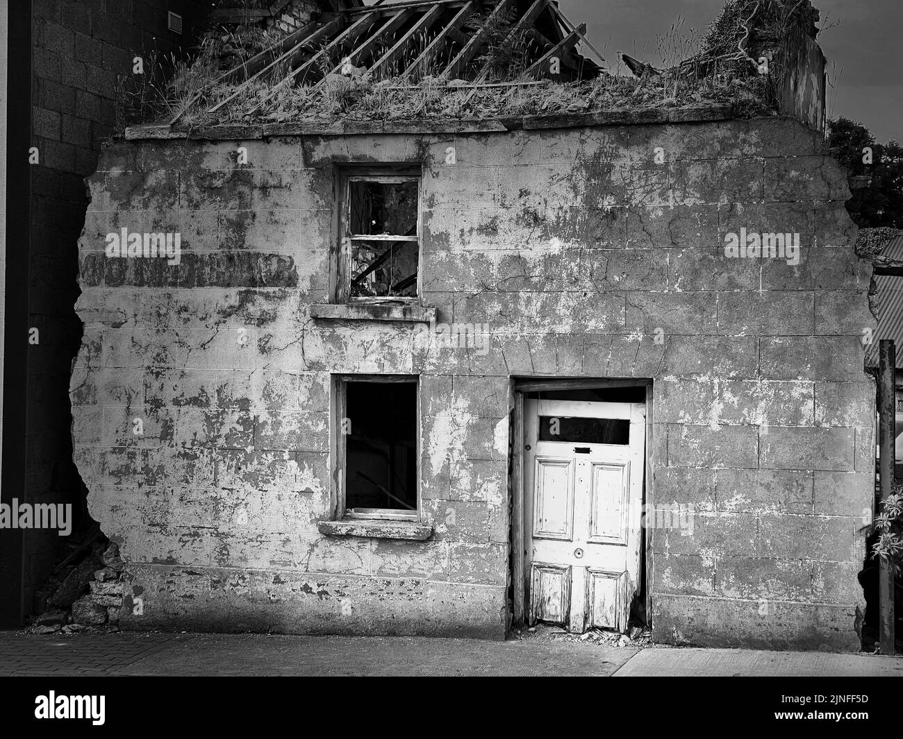 Needs renovation Black and White Stock Photos & Images - Alamy Needs renovation Black and White Stock Photos & Images - Alamy