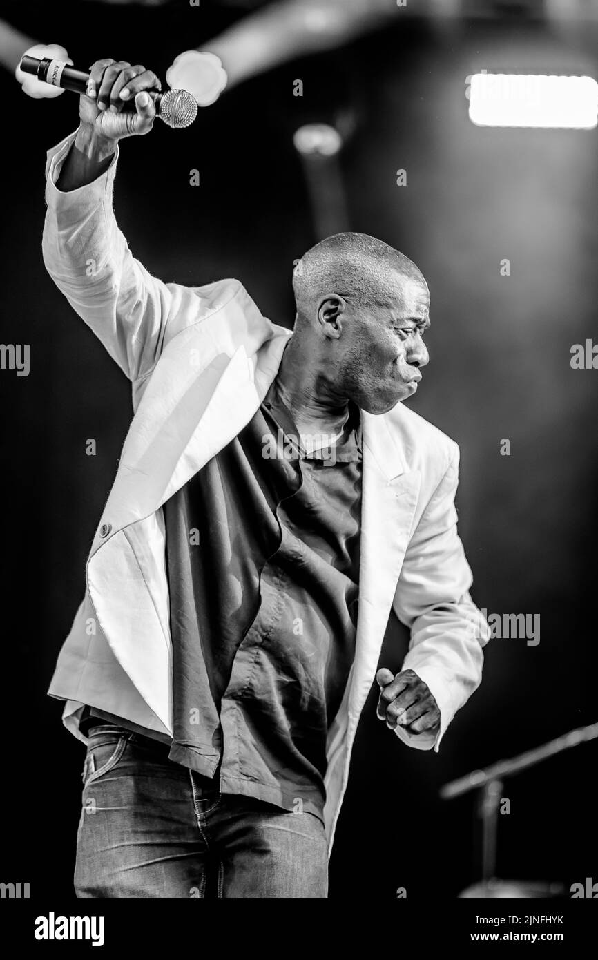 Roachford singer Black and White Stock Photos & Images - Alamy