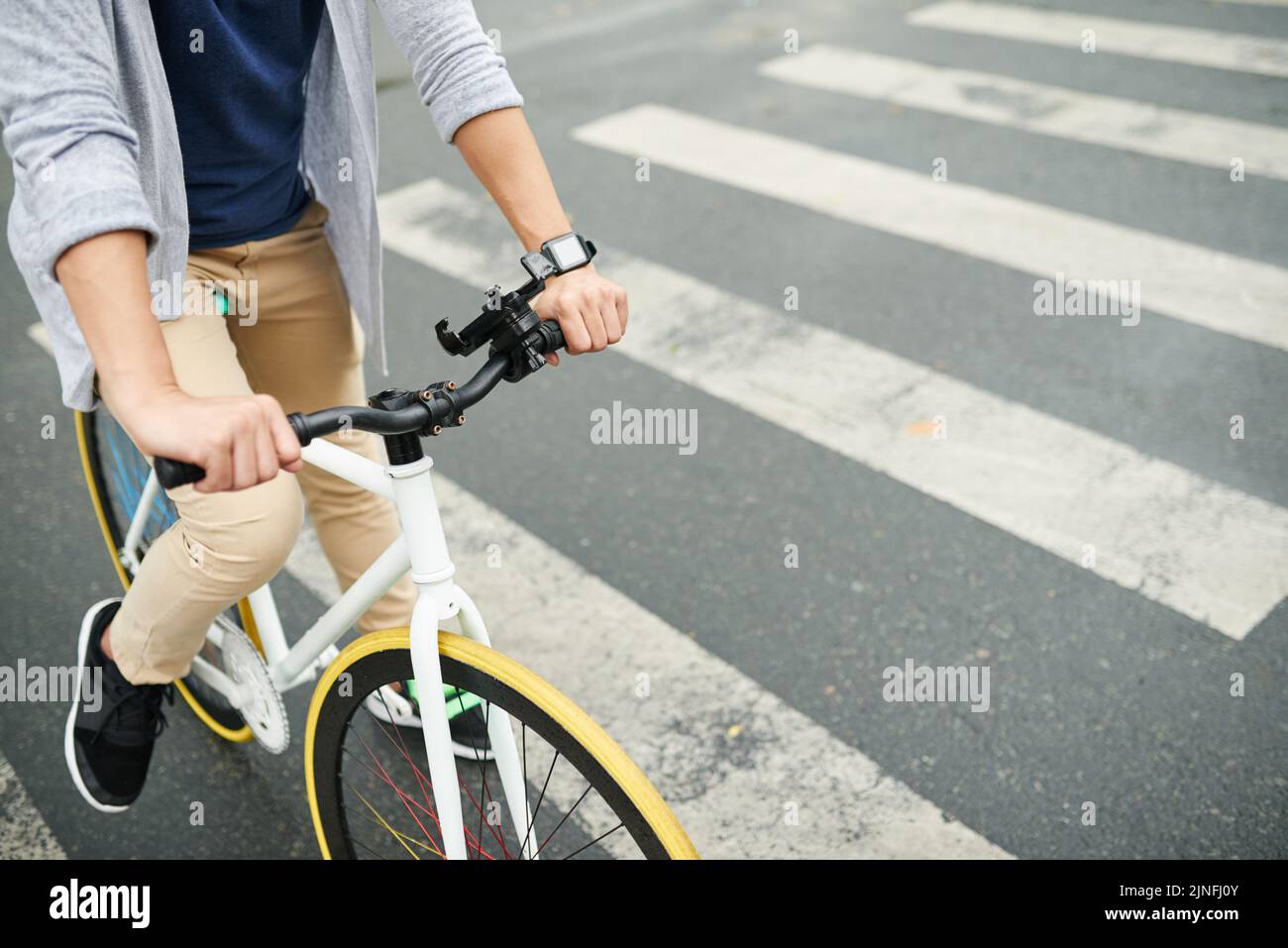 Smart pedestrian crossing hi-res stock photography and images - Alamy