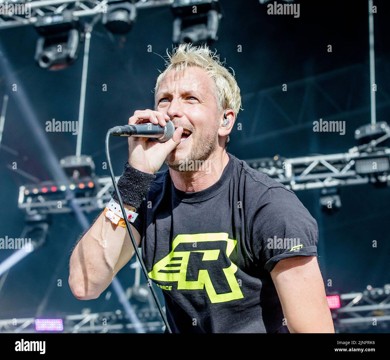 The Rick Parfitt Junior Band performing at Carfest North in Cheshire on ...