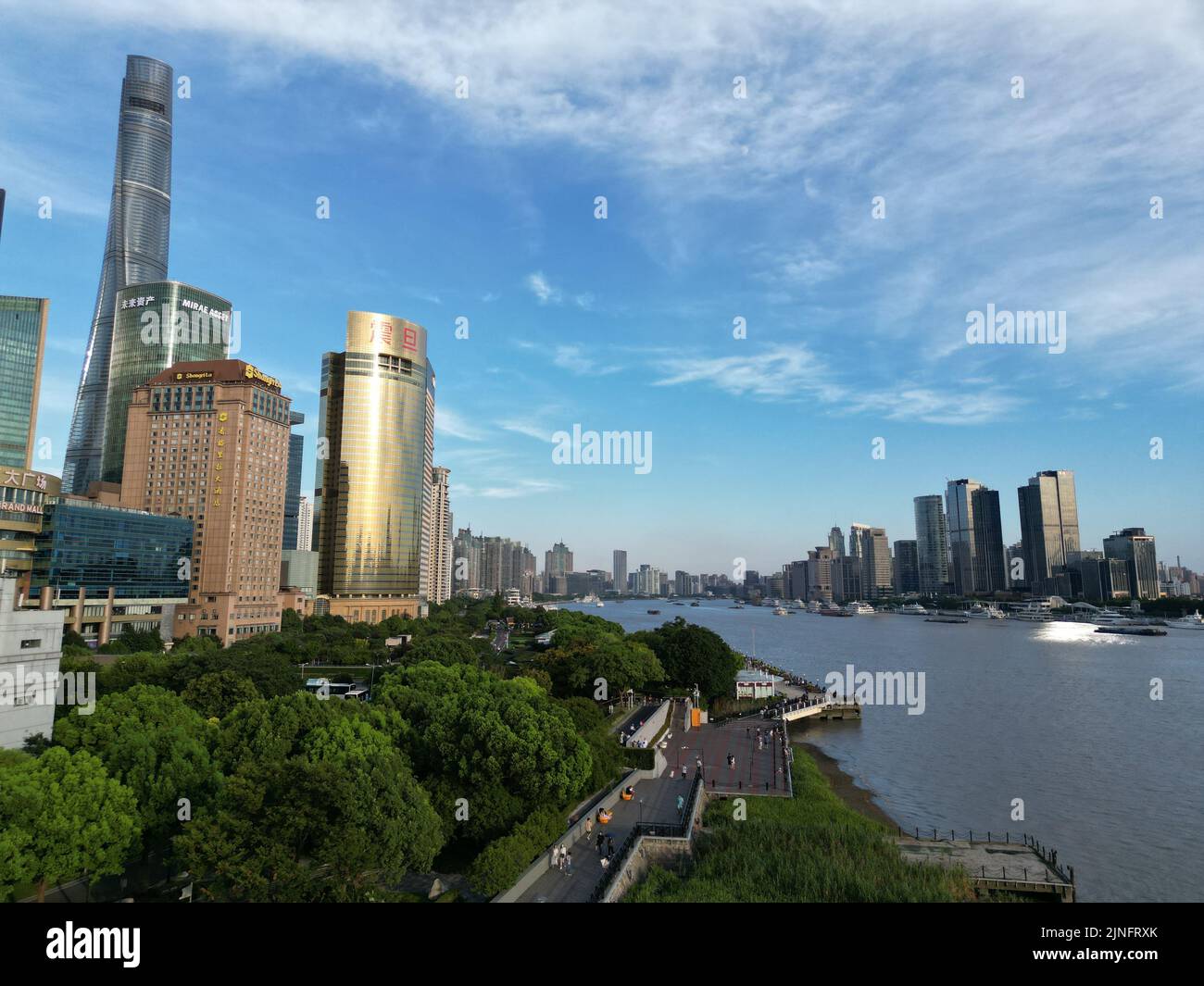 Sky tower flying experience hi-res stock photography and images - Alamy