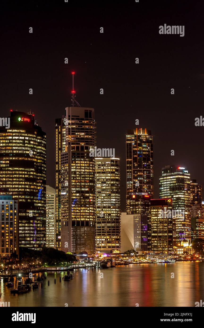 The beautiful Brisbane city skyline from Kangaroo Point cliffs in ...