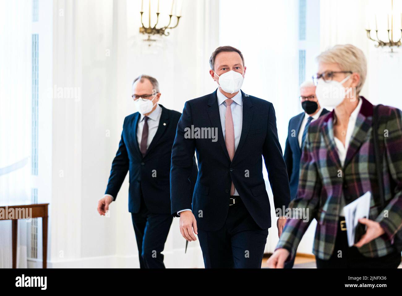 Berlin, Deutschland. 31st Jan, 2022. (LR) Pastor Ulrich Lilie ...