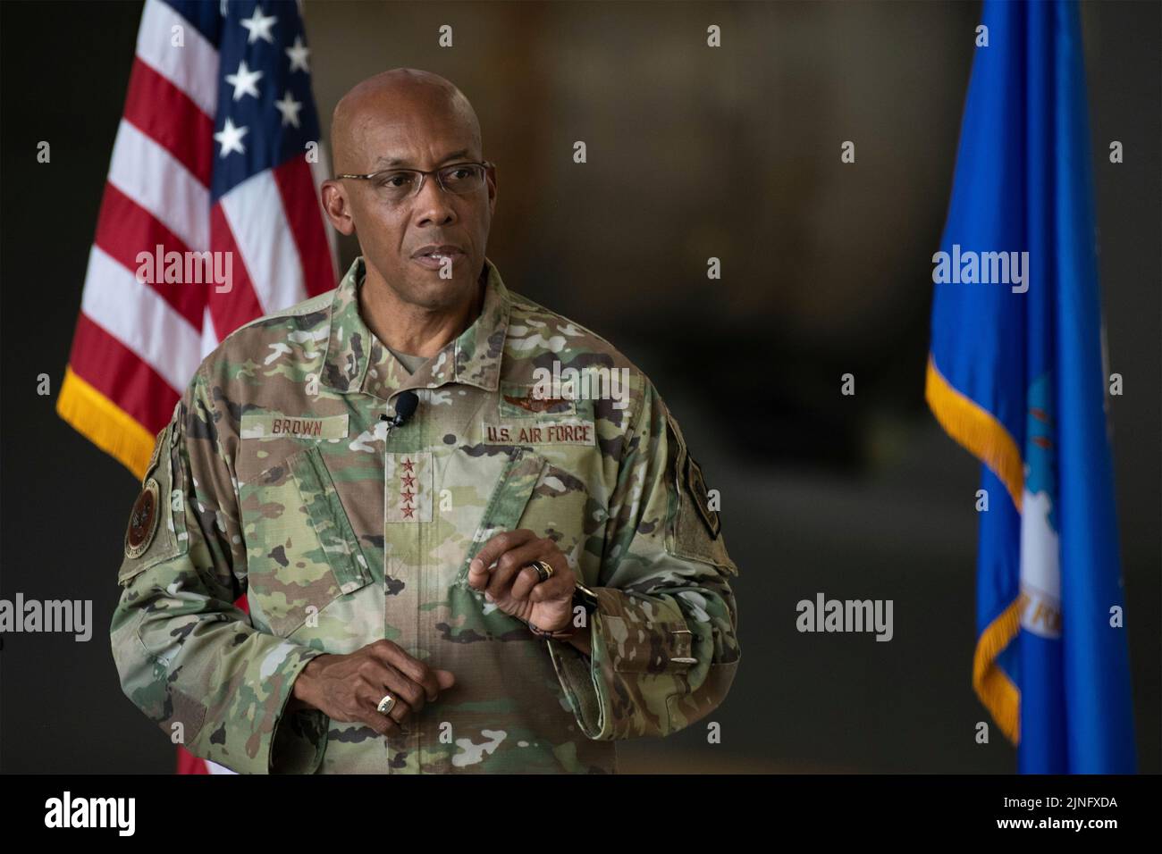 Charles brown pilot hi-res stock photography and images - Alamy