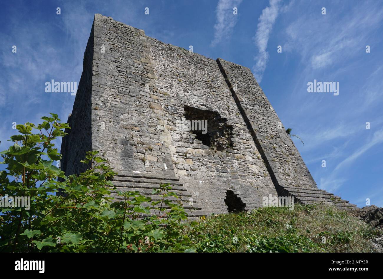 Clitheroe castle view hi-res stock photography and images - Alamy