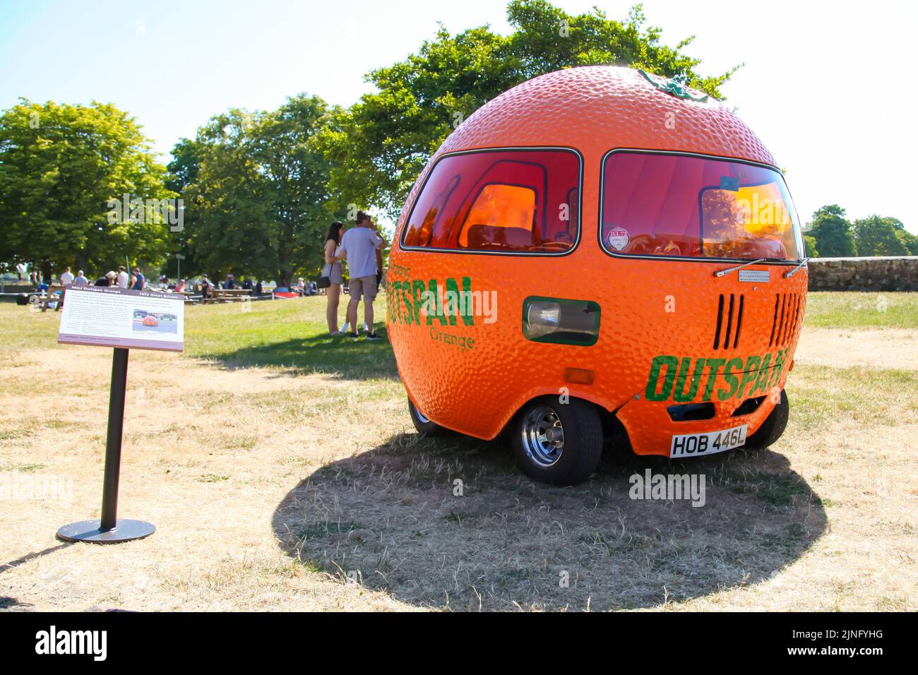 1972 mini outspan orange hi-res stock photography and images - Alamy
