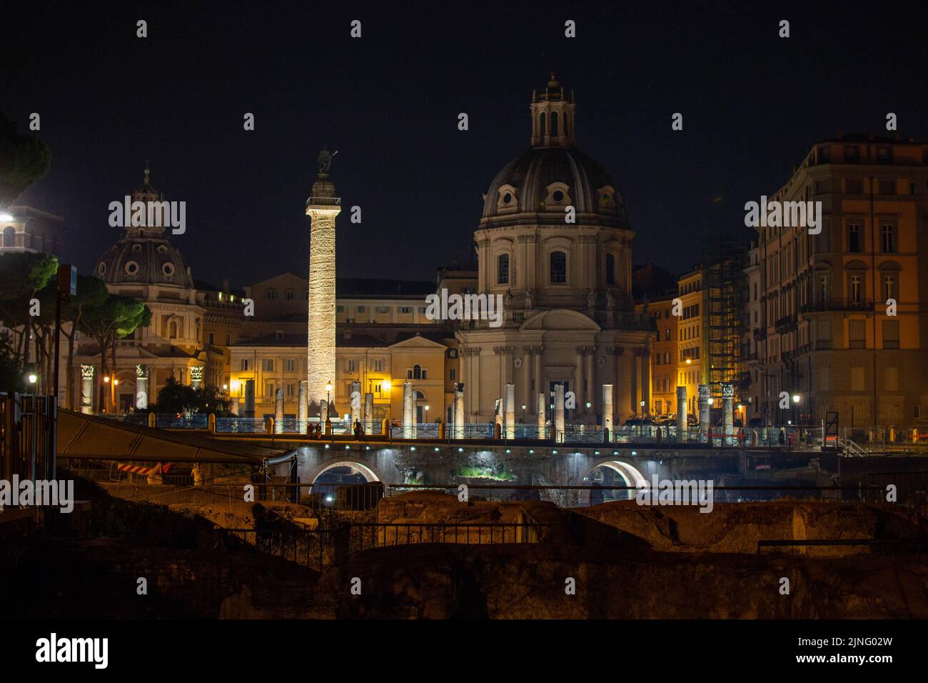 Rome at night Stock Photo - Alamy