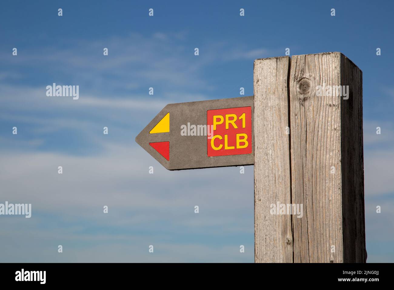 Trek sign hi-res stock photography and images - Alamy