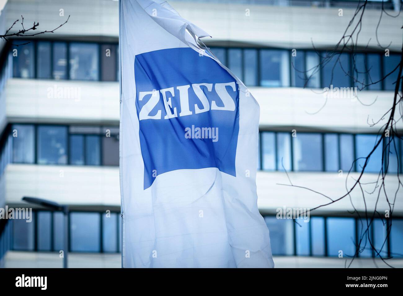 Zeiss logo hi-res stock photography and images - Alamy
