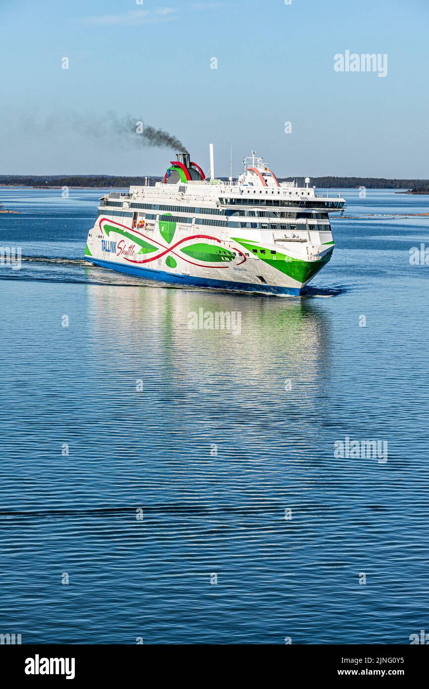 Baltic sea ships pollution smoke hi-res stock photography and images ...