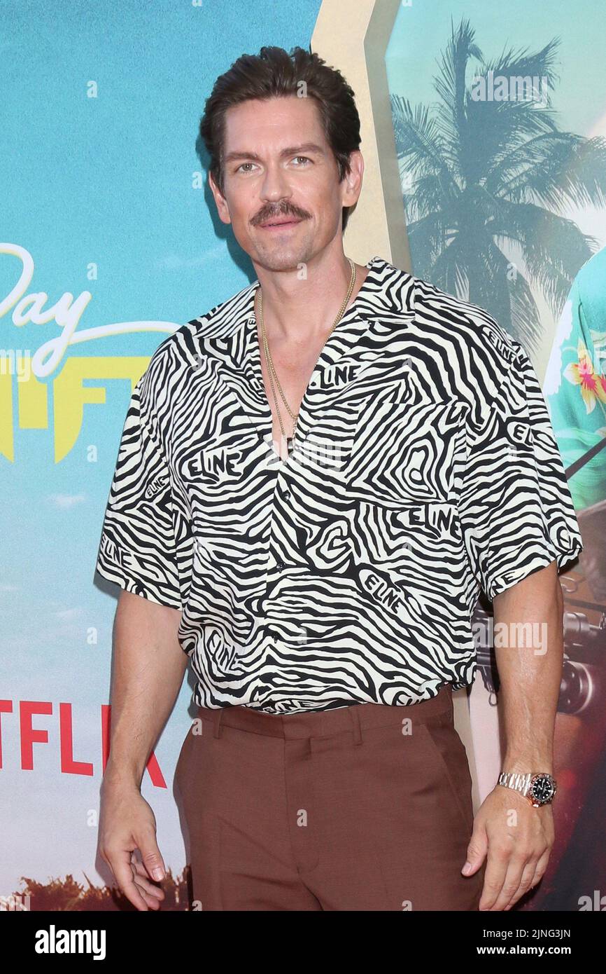 Los Angeles, CA. 10th Aug, 2022. Steve Howey at arrivals for DAY SHIFT ...