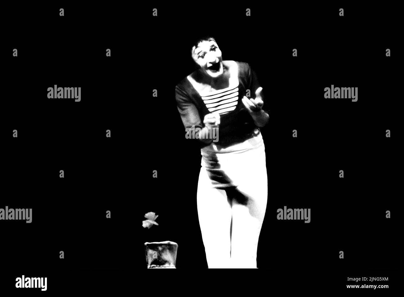Marcel Marceau, mime Stock Photo - Alamy