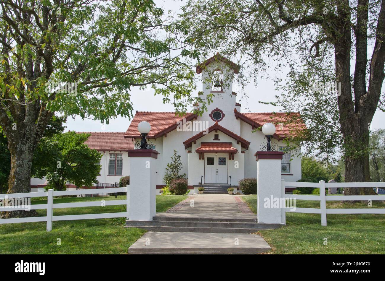 The Longview Chapel, located in Lee's Summit, Missouri, is just one of ...
