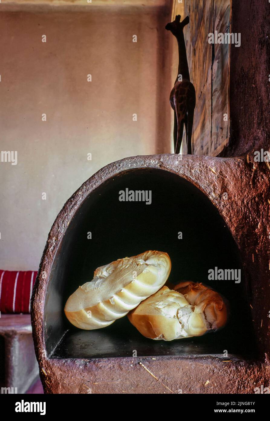 Raw architecture hi-res stock photography and images - Alamy