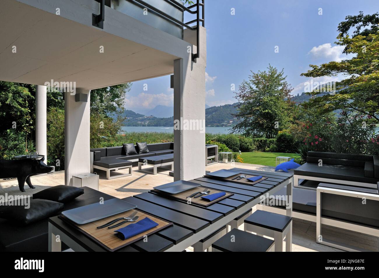 Bio-sustainable architecture, detached House Stock Photo - Alamy